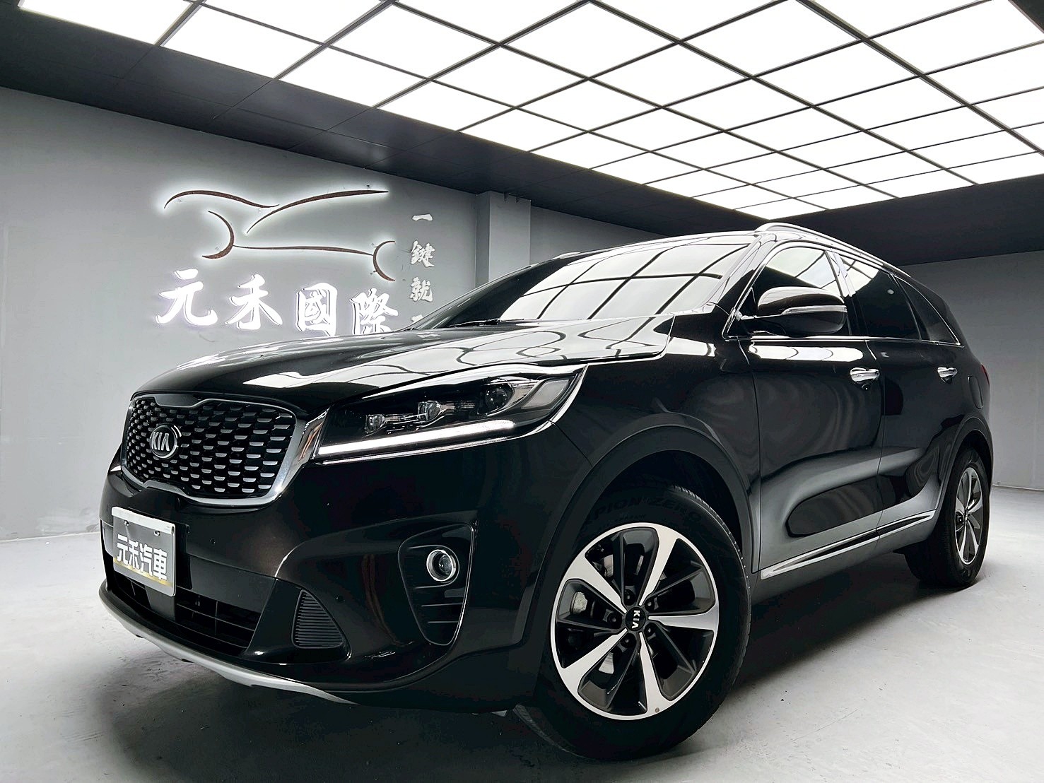 【Kia】中古車買賣－【(172) 2019/11月出廠 Sorento 豪華版 2.2d 柴油 七人座】